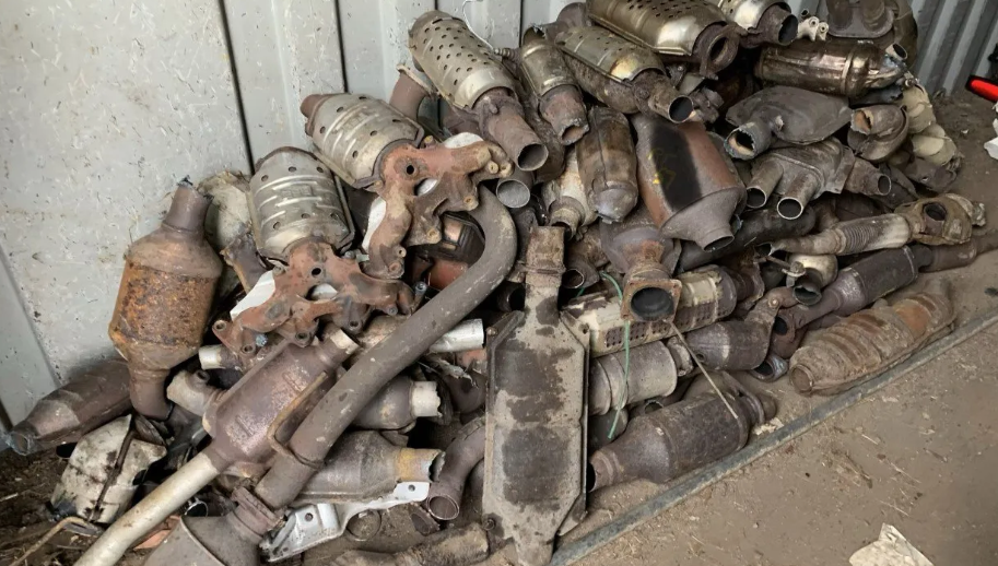 Catalytic Converter Recycling - Roxbury Auto Wreckers